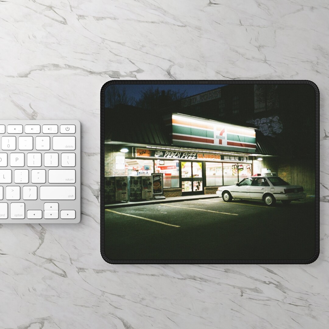 Retro Vintage 711 Corner Store Seven Eleven 1990s Nostalgia Mouse Pad ...