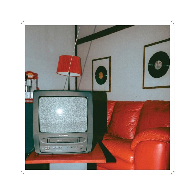 Vintage 80s 90s Aesthetic Nostalgic TV Living Room Laptop Waterbottle ...