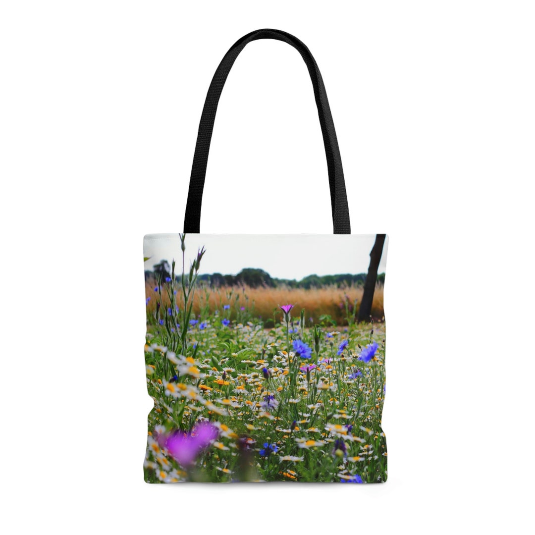 Cute Wild Flower Nature Tote Bag, Aesthetic Field of Flowers Mothers ...
