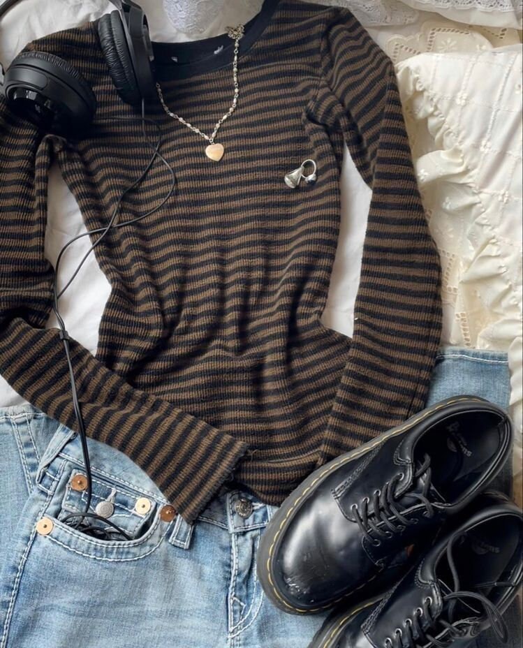 Downtown Girl Clothing Bundle Style Kit Starter Pack Minimalist New ...