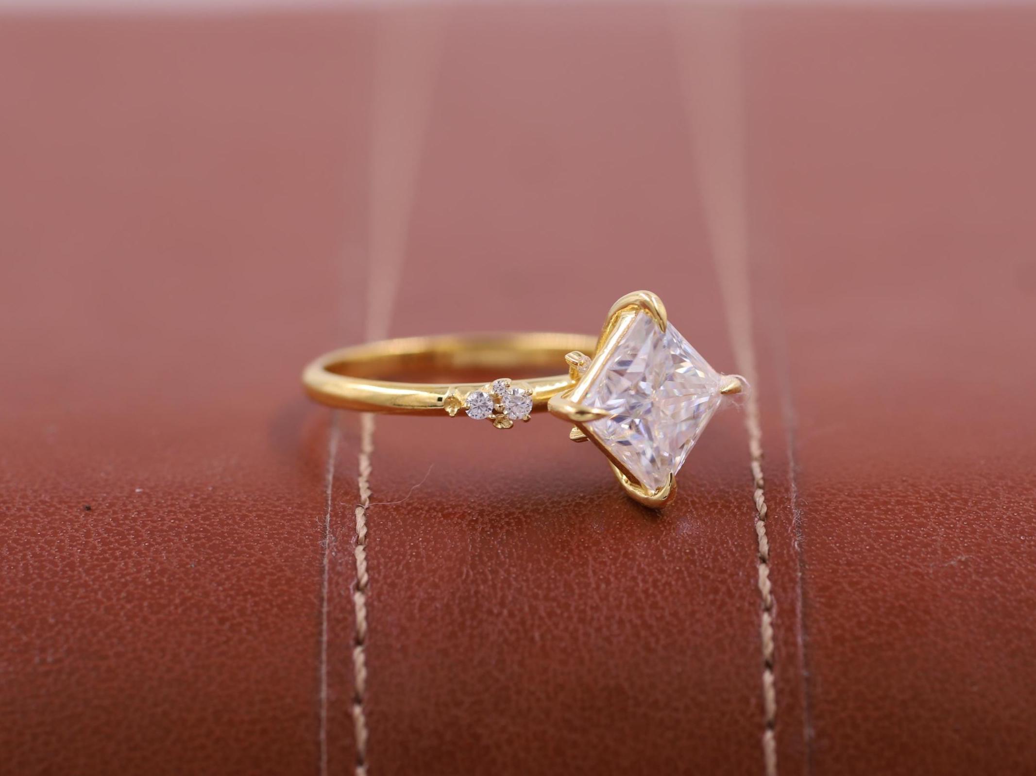 Cluster Diamond Ring, Compass Prong Set Ring, Princess Cut CZ Diamond ...