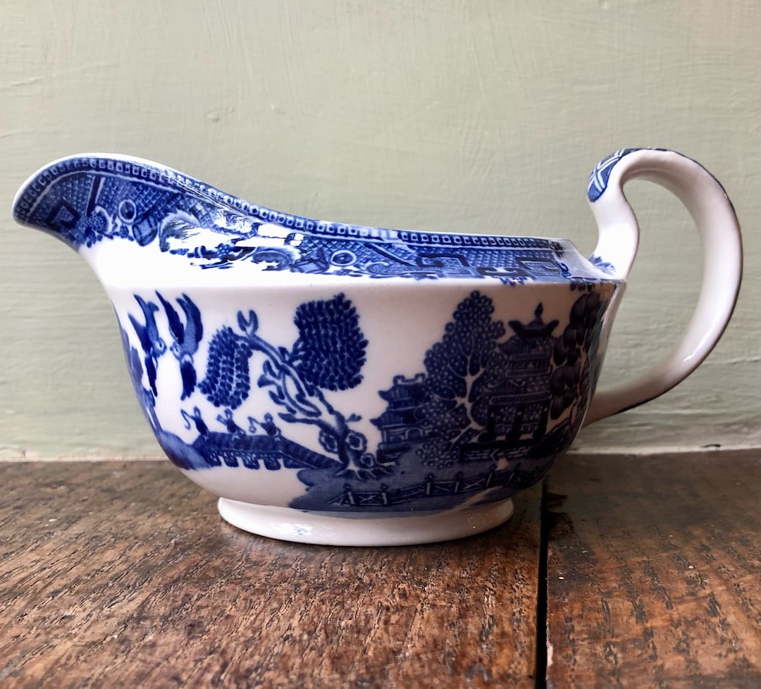 Old Willow Pattern Medium Milk Jug - Etsy