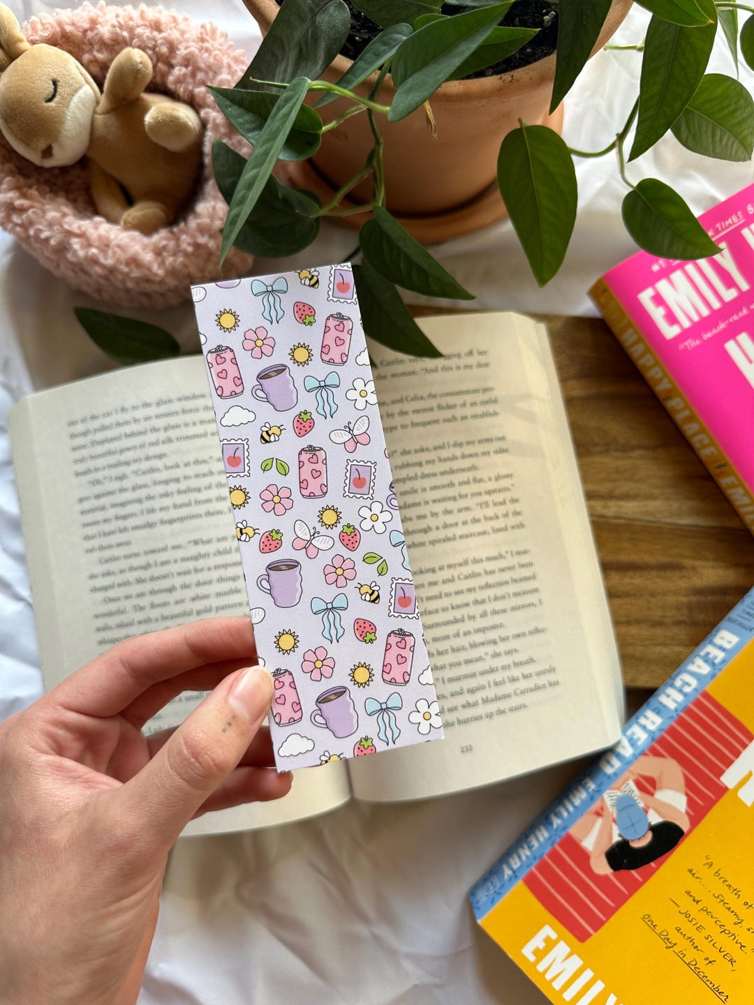 Pastel Purple Summer Bookmark Pattern – Cute Bookmark for Book Lovers ...