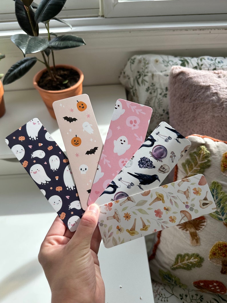 Spooky Bookish Bookmarks Bundle Pack of 5 | Cute Ghosties, Halloween ...