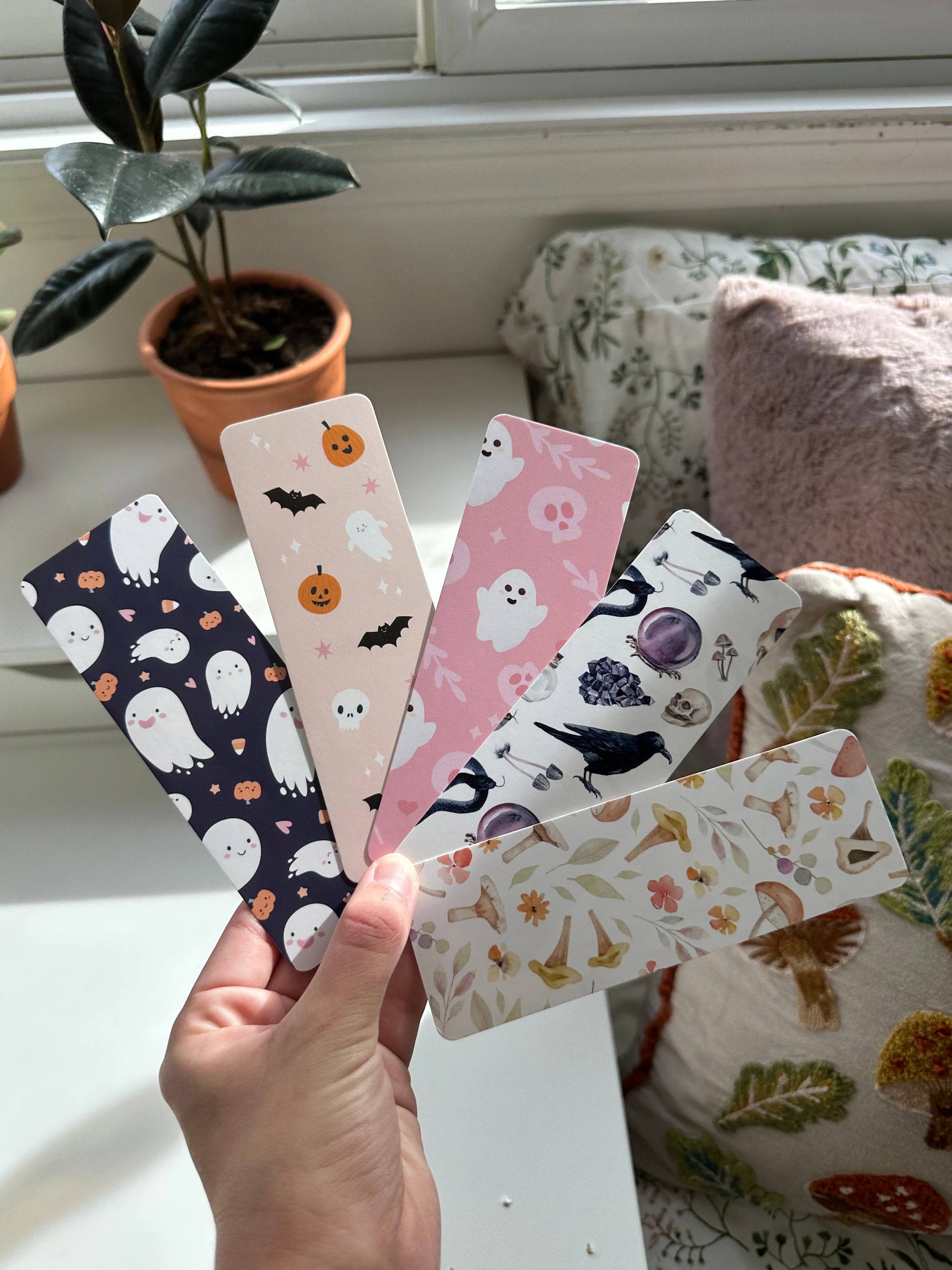 Spooky Bookish Bookmarks Bundle Pack of 5 | Cute Ghosties, Halloween ...