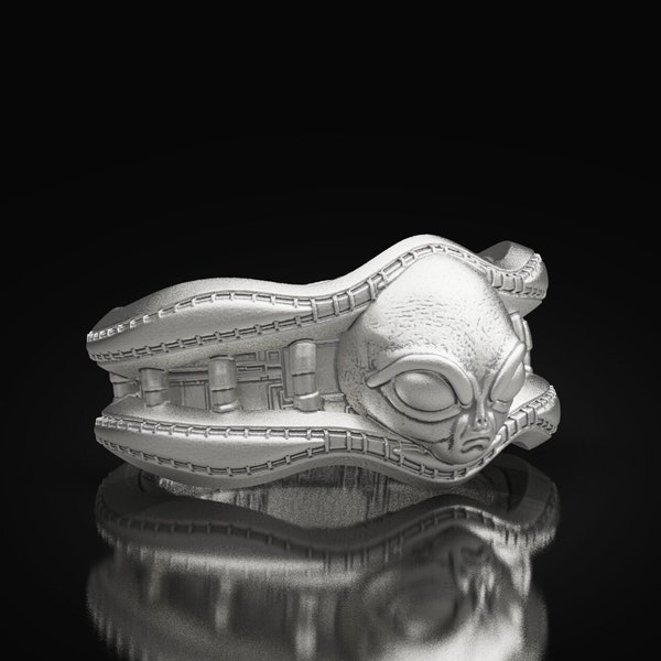 Alien Ring - Etsy