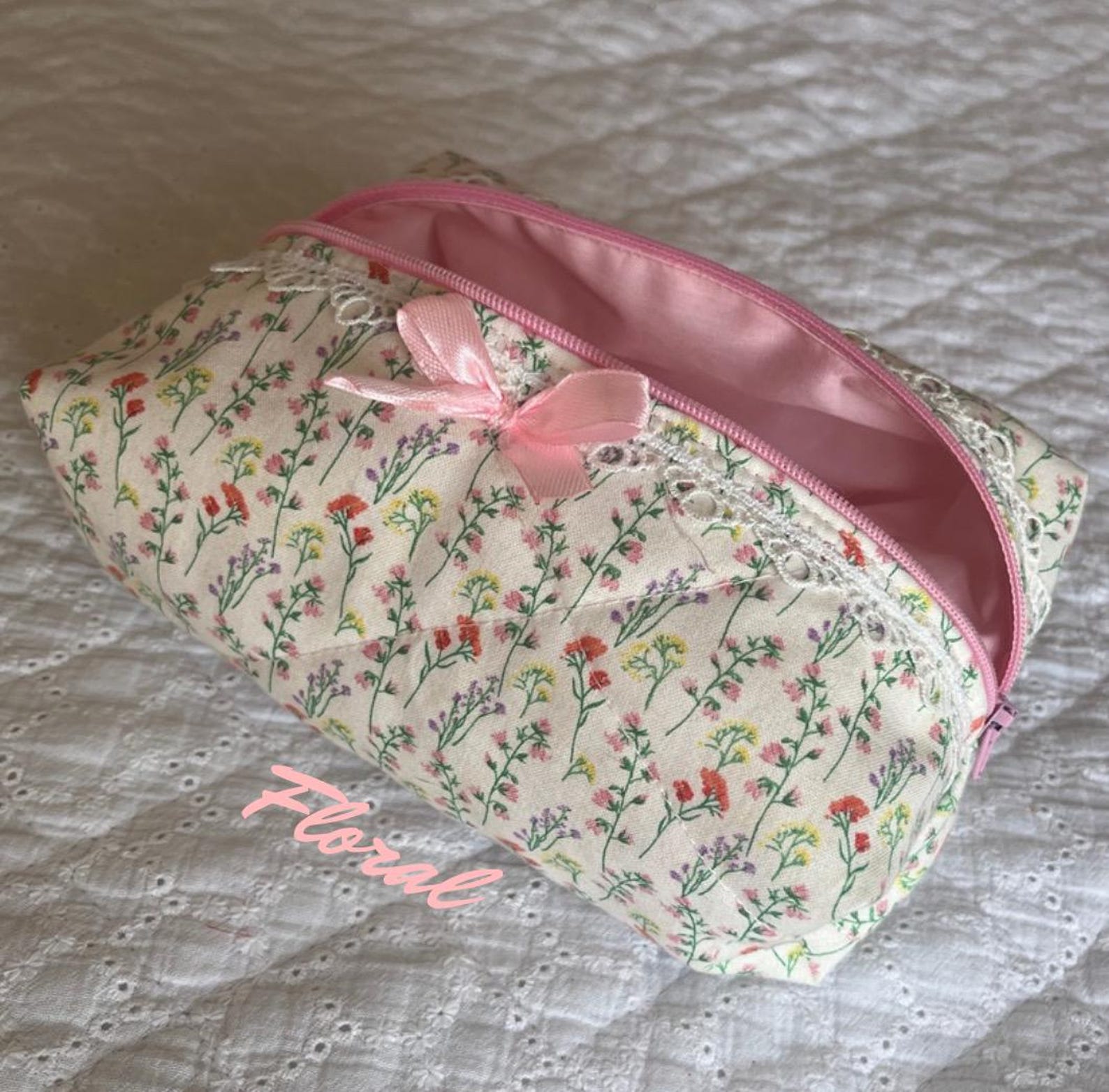 Handmade Lace Bow Pouches - Etsy