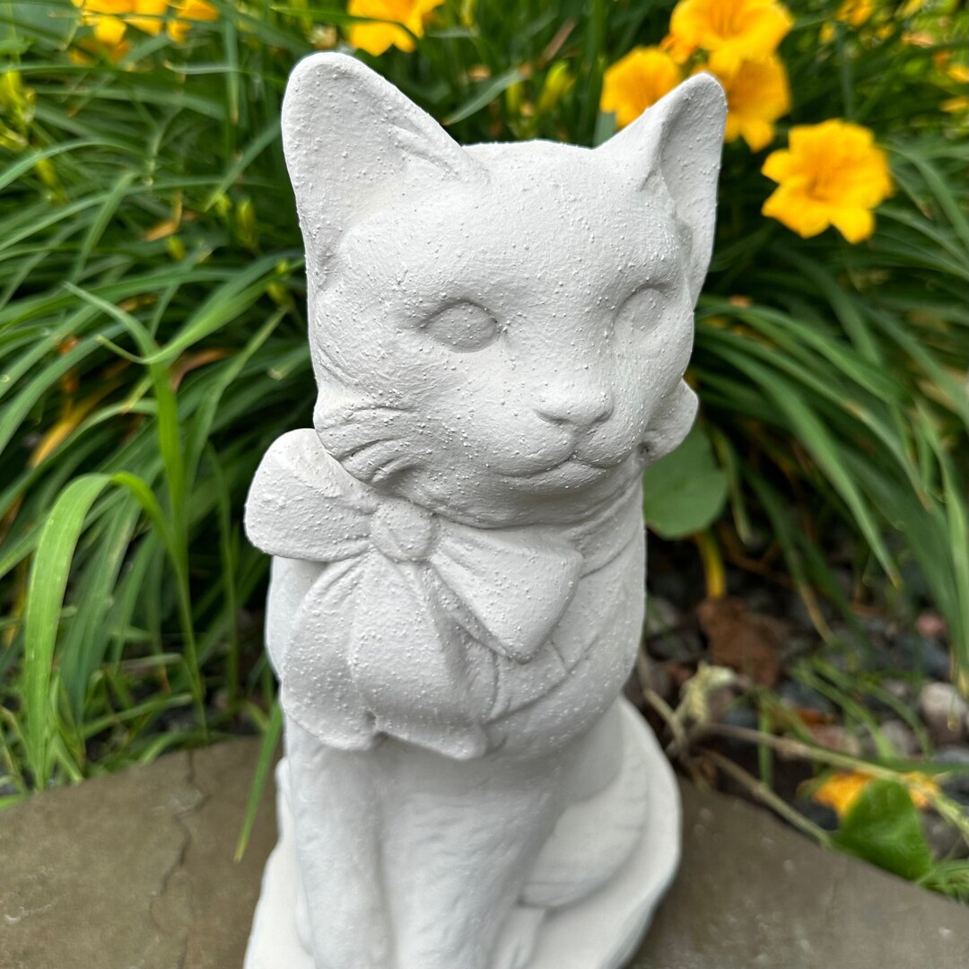 Cement Cat Garden Statue 16 Tall Memorial Sculpture Decor Figurine ...