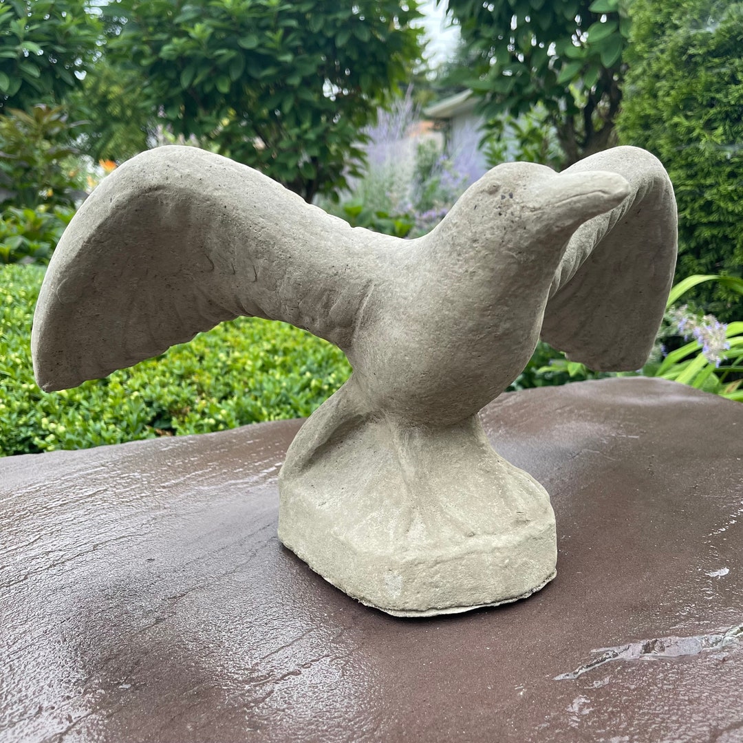 18 Large Concrete Seagull Garden Statue Stunning Outdoor Decor for ...