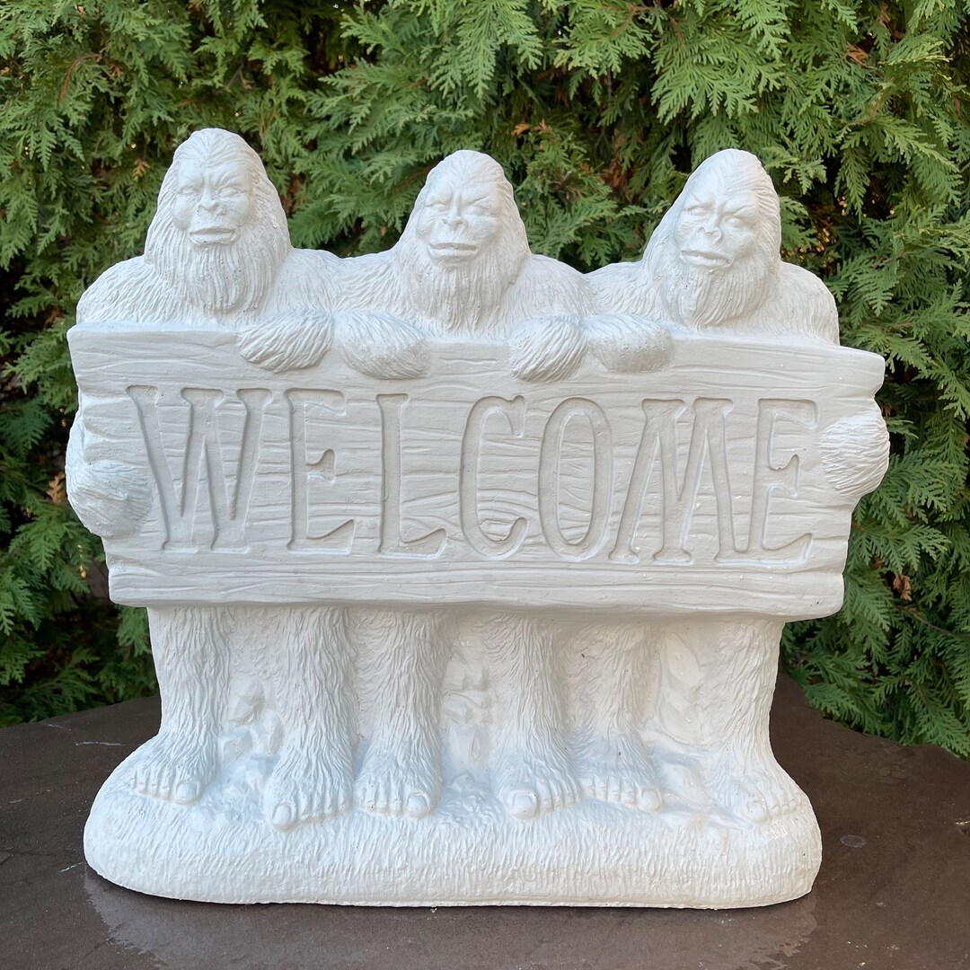 Bigfoot Garden Statue Large 16 Cement Welcome Outdoor Sasquatch Big ...