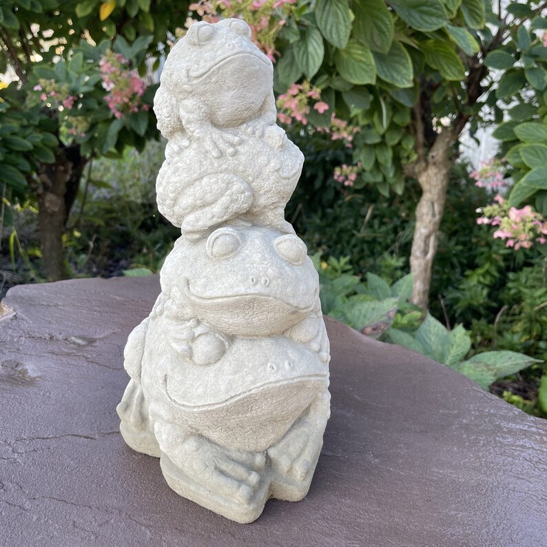 Concrete Frog Stack Statue 13 Inch Outdoor Garden Sculpture Stacked ...