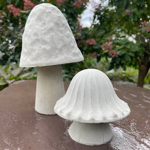Concrete Mushroom Garden Statue Outdoor Yard Decor Large 10 Lawn ...