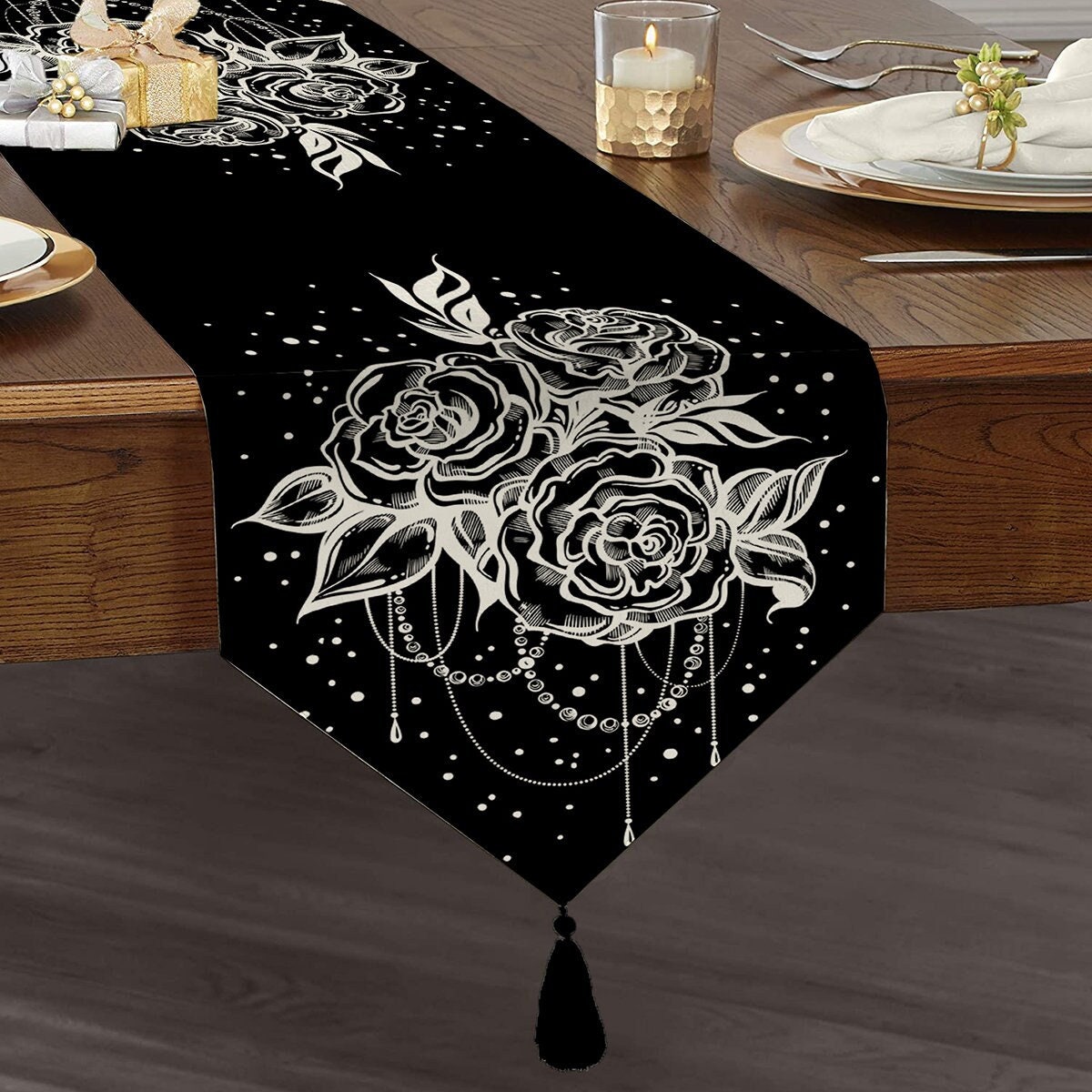 Black White Table Runner Flower Triangle Runner Black Runner - Etsy