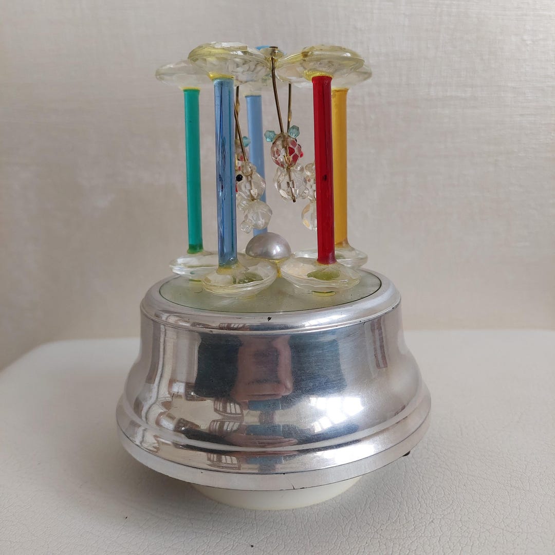 Plastic Musical Carousel With Multifaceted Tiny Pets - Etsy