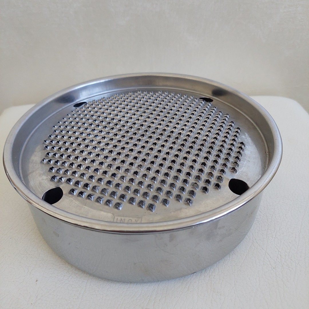 Vintage 1970s Round Parmesan Cheese Grater With Lid - Etsy