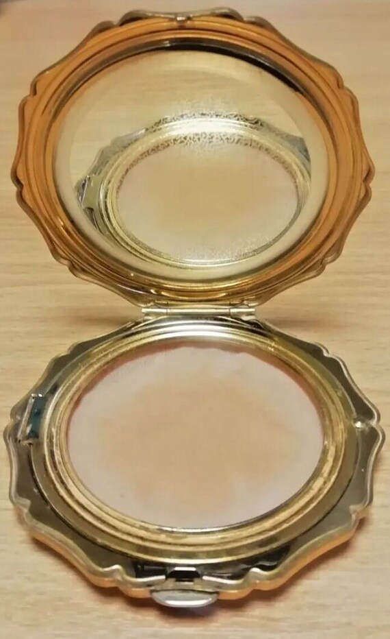 1970s Brass Stratton powder compact Marbled Green Lid - Gem