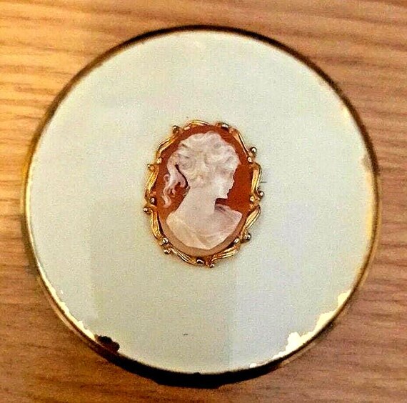 1960s Brass Cameo Lid Design Round Powder Compact - Gem