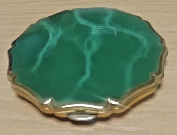 1970s Brass Stratton powder compact Marbled Green Lid - Gem