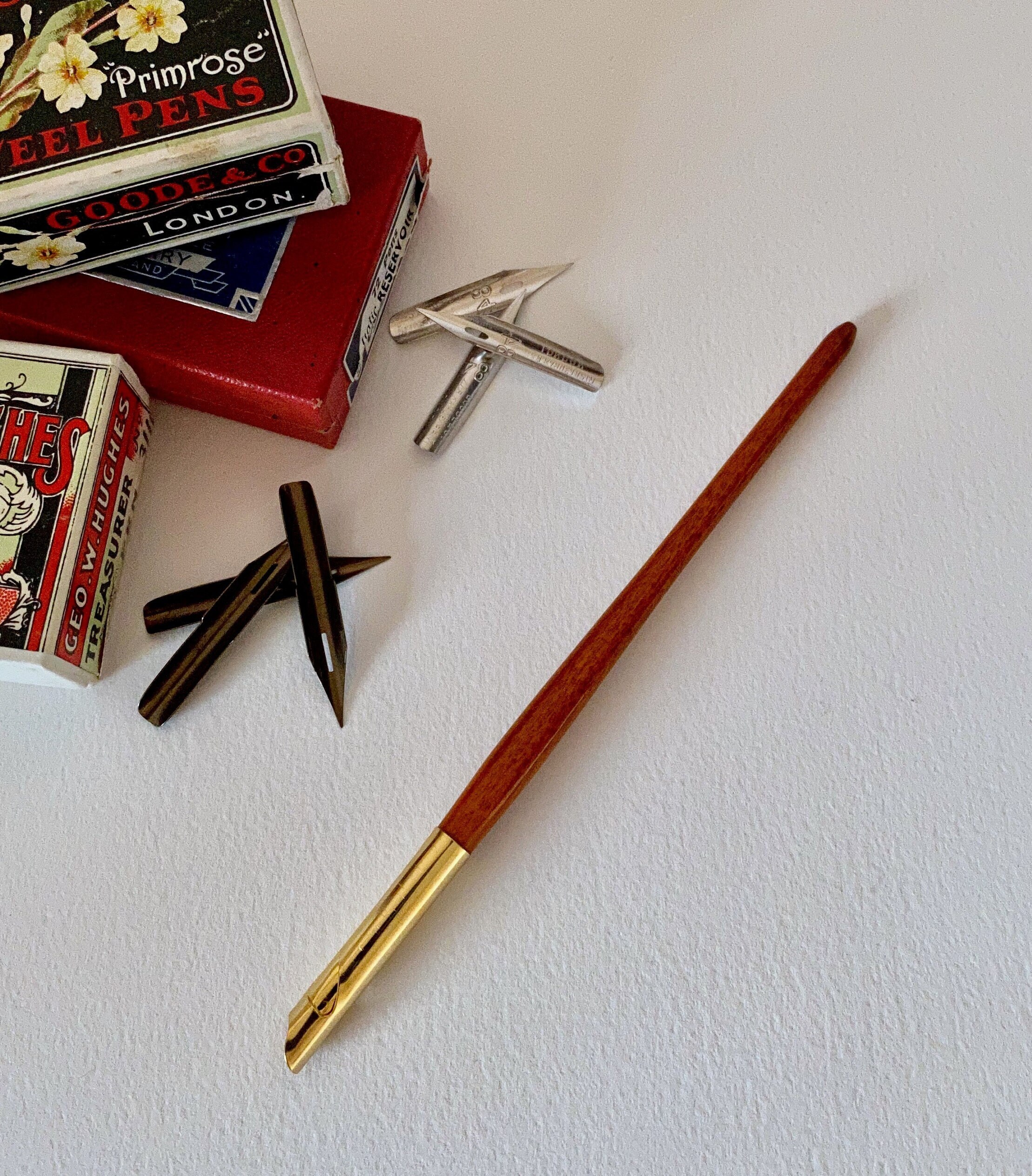 Pen Holder for Vintage Dip Pen Nibs. Specially Designed to Accomodate ...