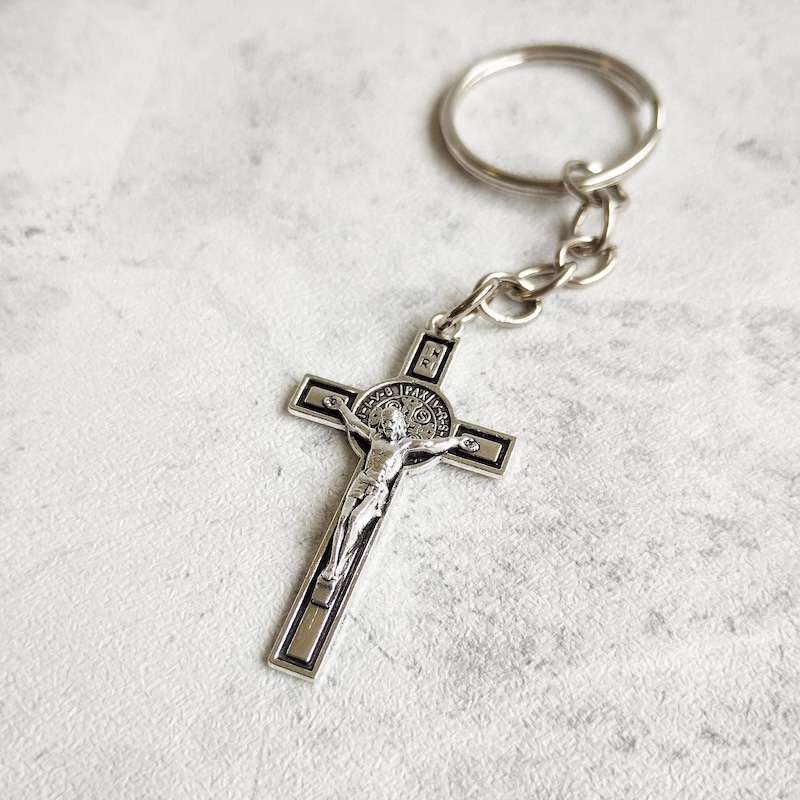 Christ Crucifix Keyring - Etsy