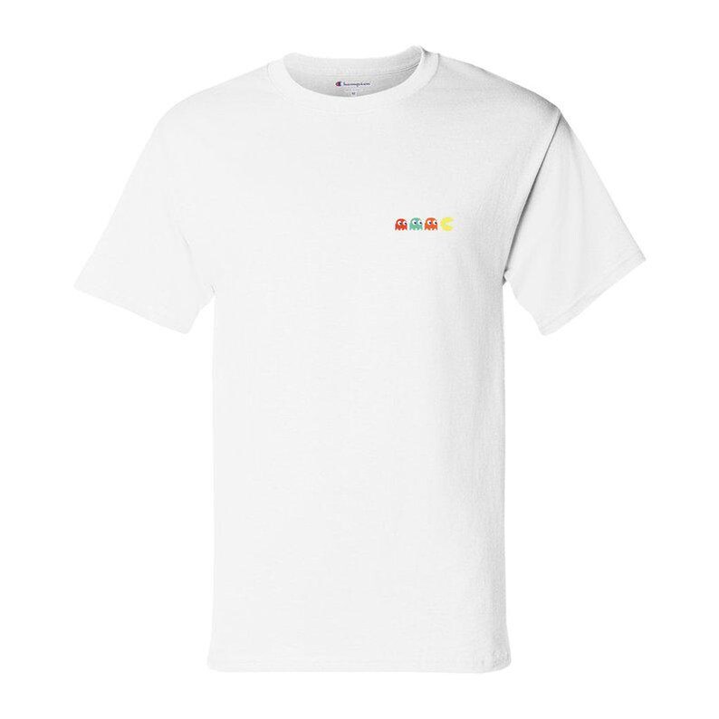 Pixel Art 8-bit Road Pac-man T-shirt, Arcade-inspired, Pixelated Design ...