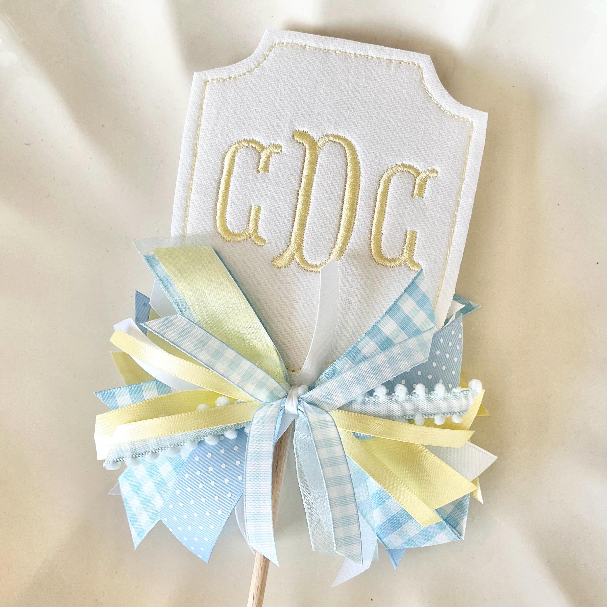 Monogrammed Crest Cake Topper - Etsy