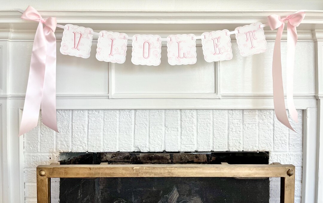 Embroidered Scallop Pendant Baby Name Banner - Etsy