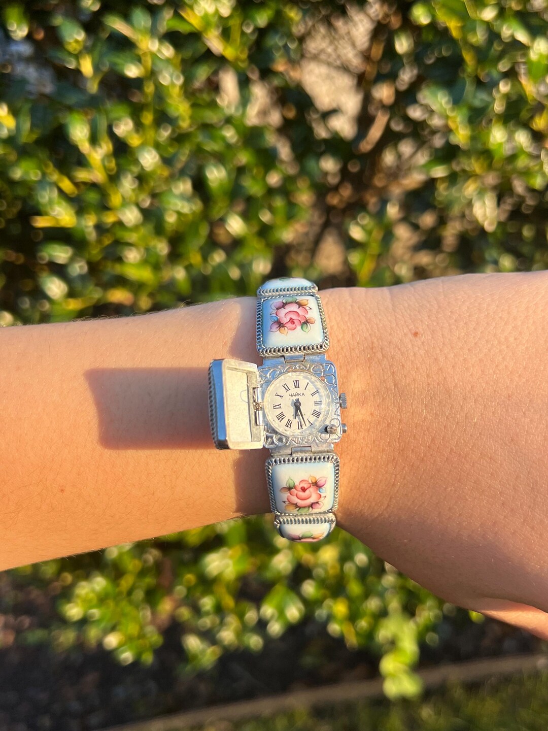 Vintage USSR Women’s Yanka (chaika) Hidden Dial Peek a Boo Enameled ...