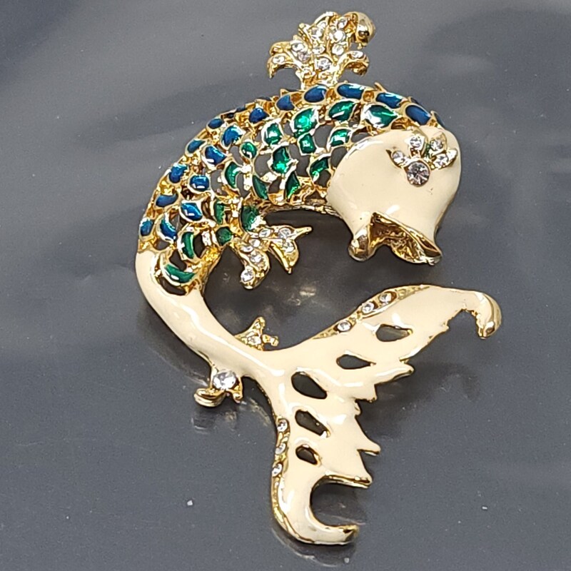 Panetta Brooch - Etsy