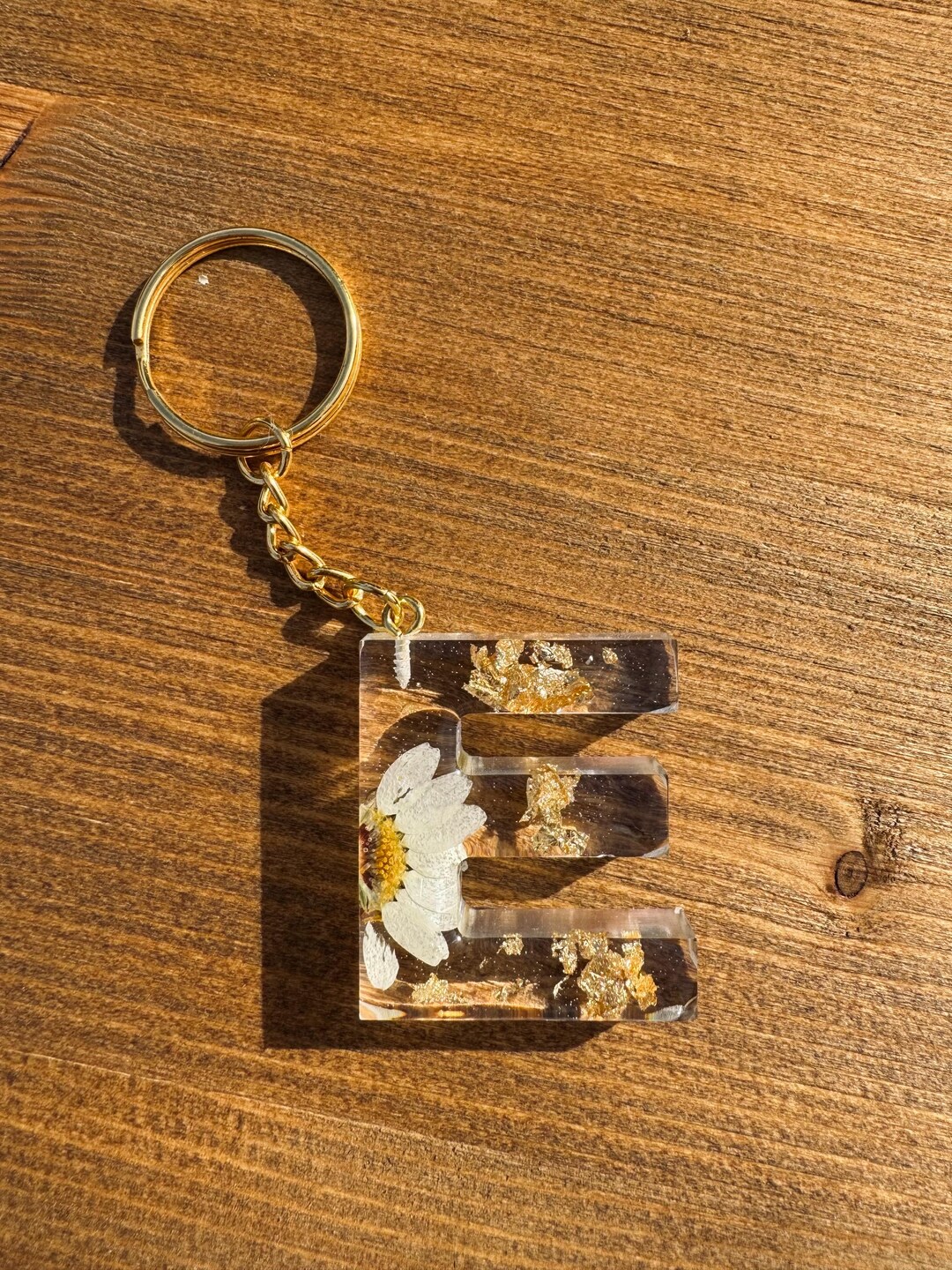 White Floral Letter E Keychain - Etsy