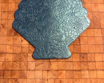 BEAUTIFUL Black Walnut Live Edge Epoxy Resin, Seashell Table - Etsy