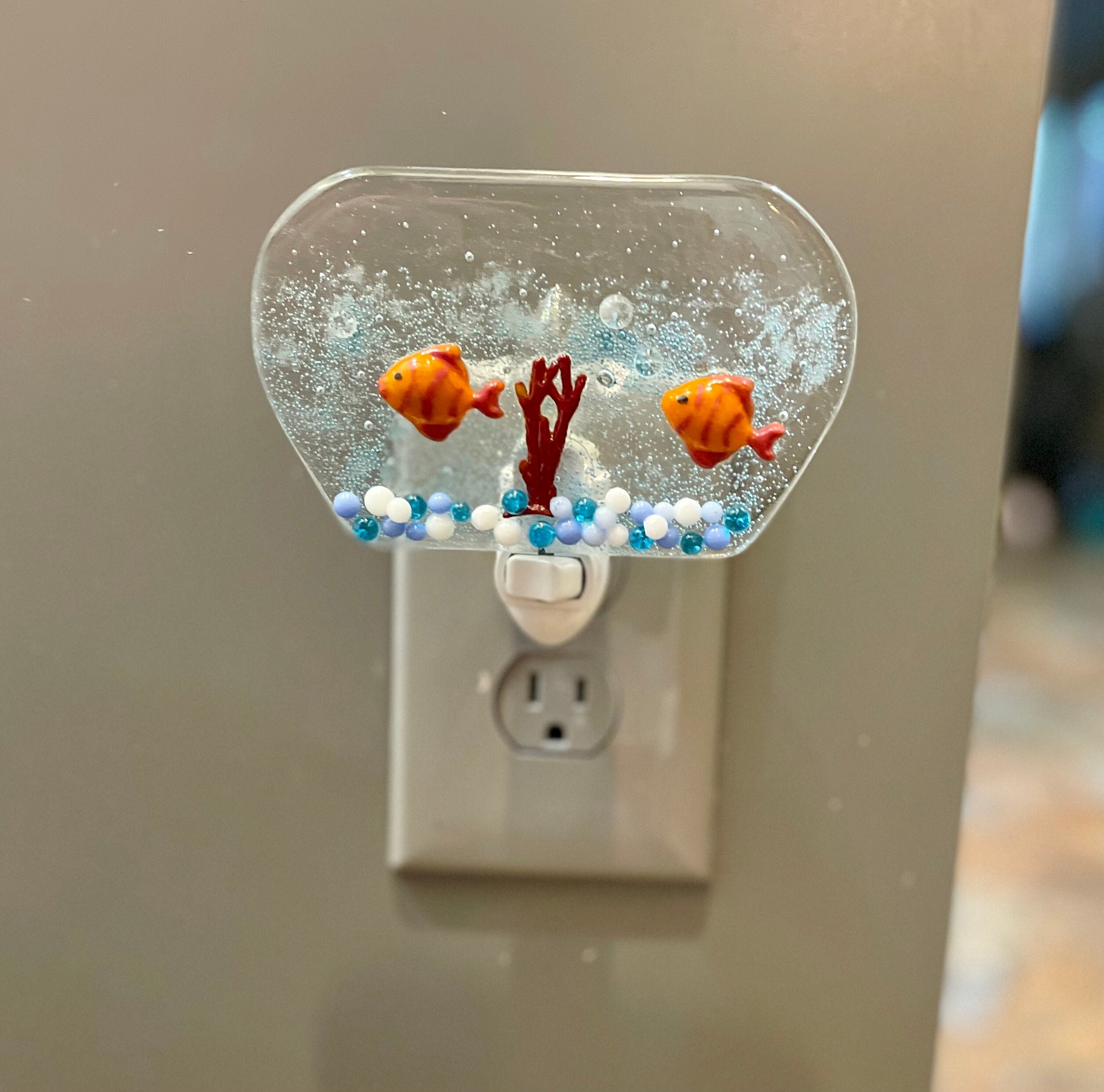 Fish Bowl With 2 Fish and Bubbles Fused Glass Night Light - Handmade - Etsy