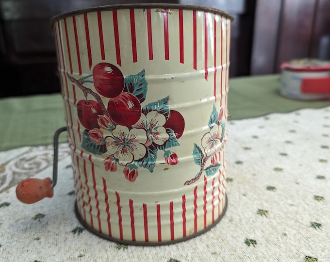 1940s Mid-century Flour Sifter in Excellent Vintage Condition - Etsy
