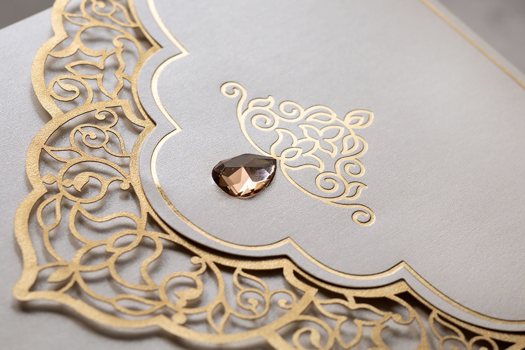 Diamond Wedding Invitation, Laser Cut Elegant Gorgeous Invitation Set ...