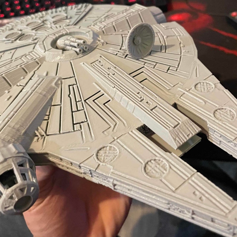 Millenium Falcon Print - Etsy