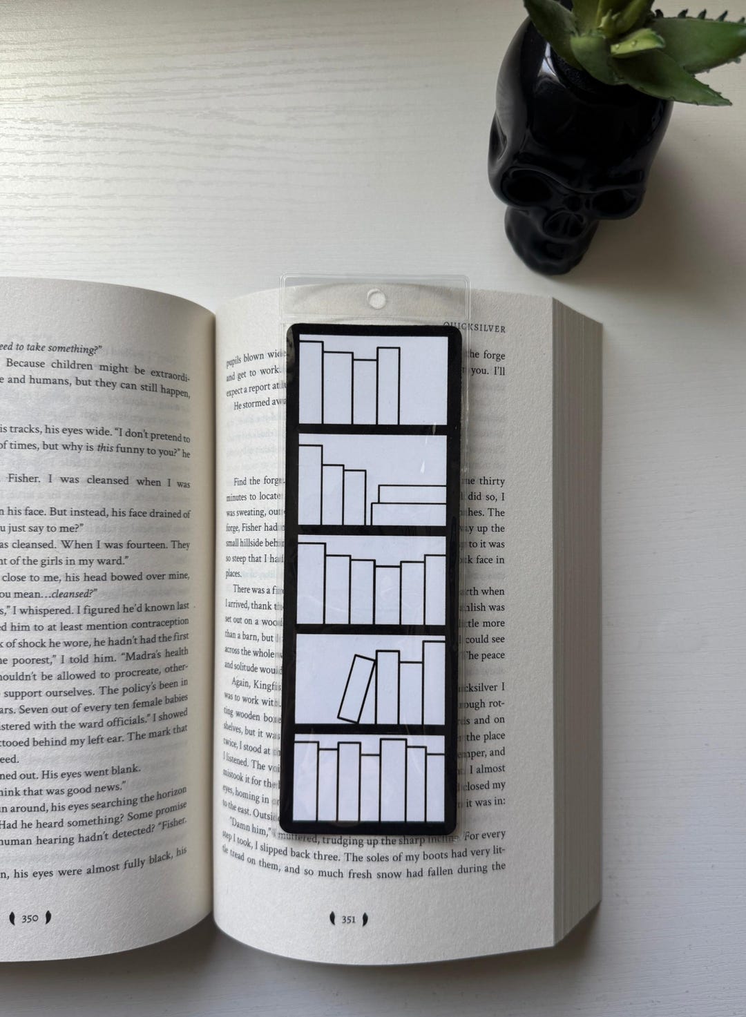 Bookshelf Tracker Bookmark: Reading Tracker With Clear Sleeve - Etsy