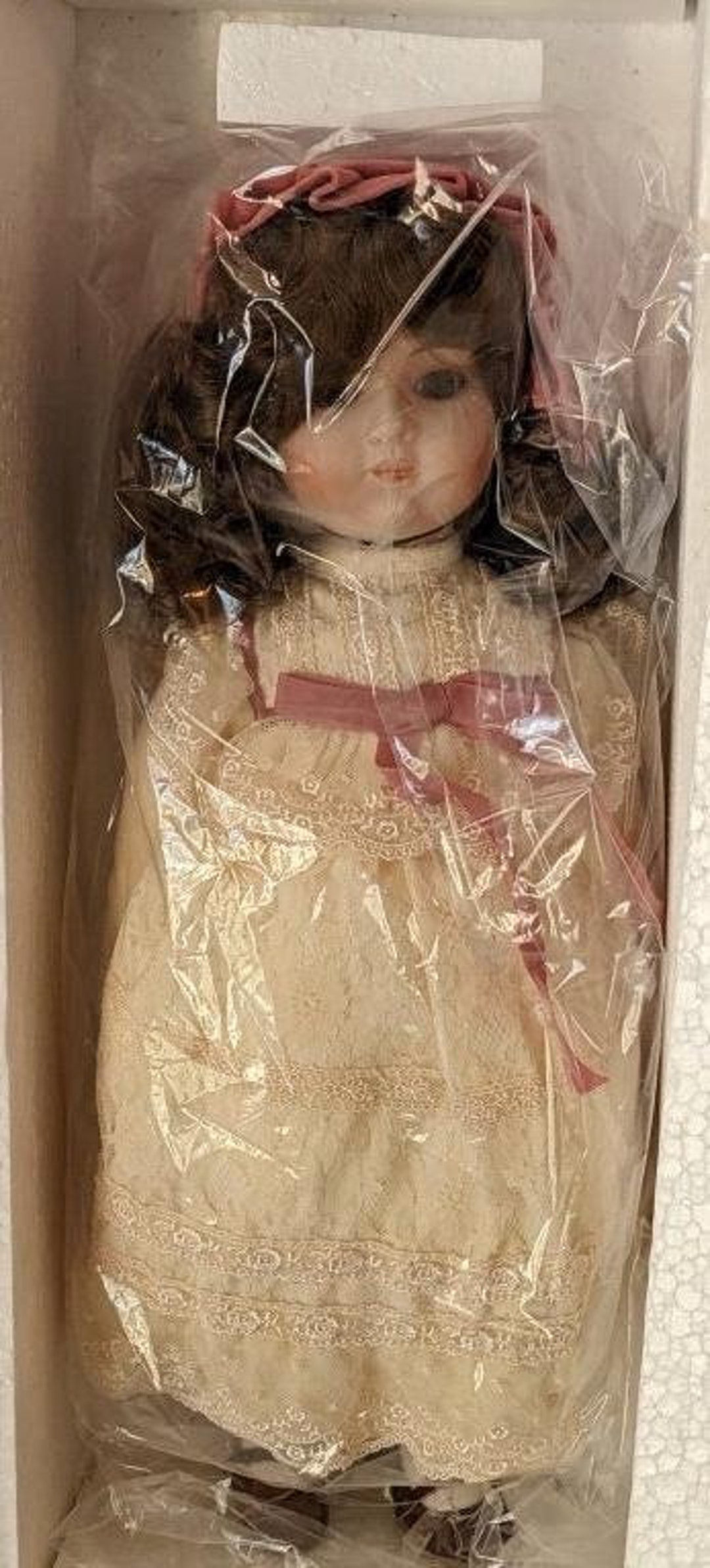 Vintage Rosamond 1981 Gorham Musical Doll 17” Doll 8399B Close to You ...