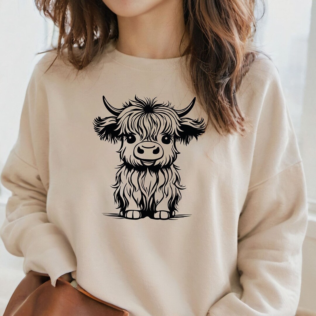 Highland Cow Sweatshirt Wooly Cow Crewneck Gift for Mom Cute Cows Boho ...