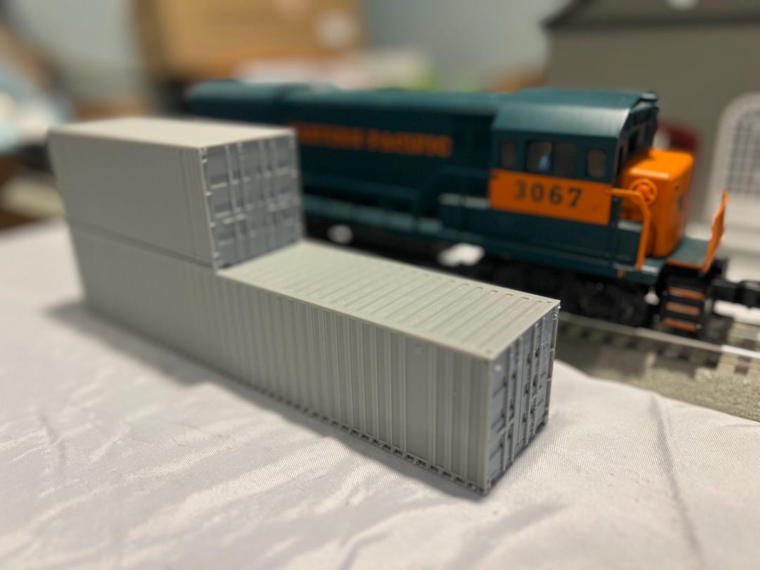 O Scale 3D Printed 40-foot and 20-foot Shipping Containers for Model ...