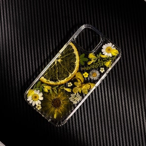 Pressed Flower Phone Case, Sunflower Daisy Design, Custom Name - Etsy