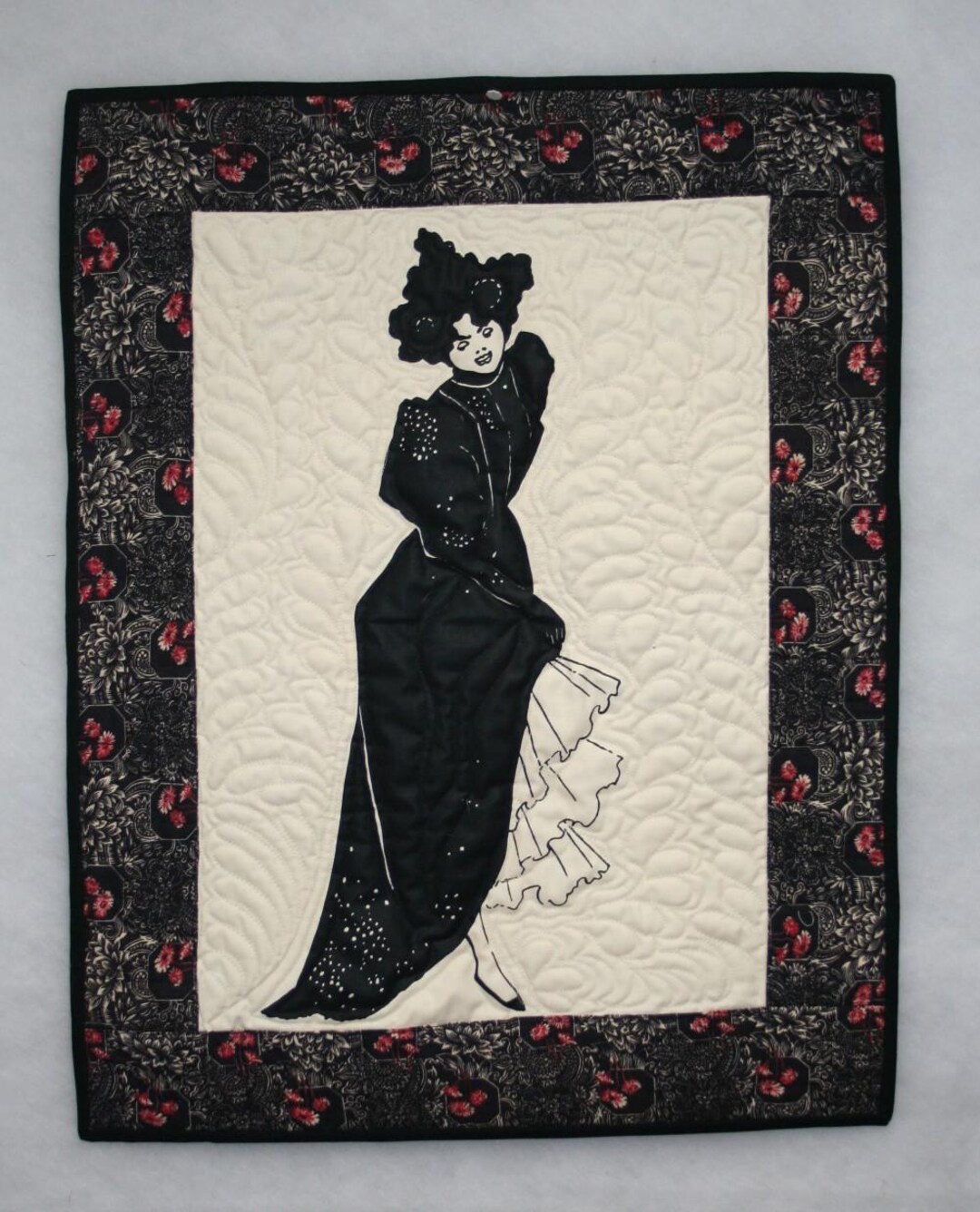 Aubrey Beardsley Quilt 1960s 21" X 26" by Wilma Cogliantry - Etsy