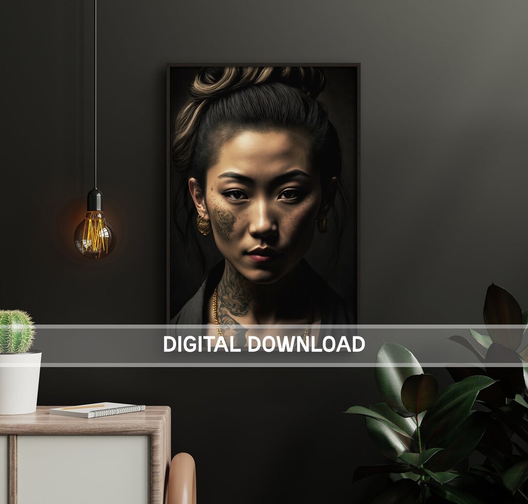Japanese Yakuza Woman Yakuza Secretary. Black and Gold Traditional ...
