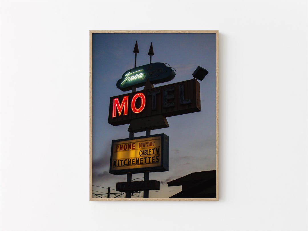 Trava-leers Motel Mesa Wall Art: Retro Neon Sign, Arizona Roadside ...