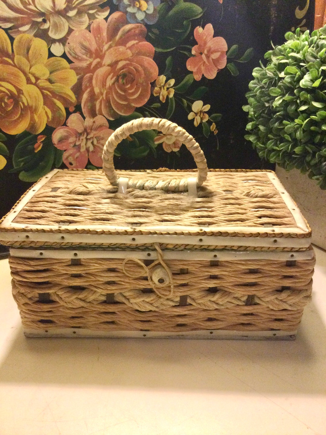 Vintage Wicker Sewing Basket Filled With Sewing Gadgets and Supplies - Etsy