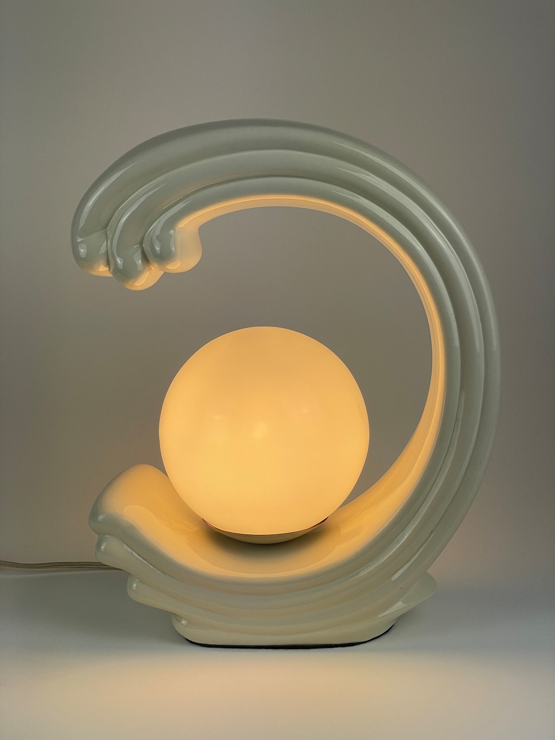 1980's Glazed Ceramic Wave Table Lamp With Globe Shade - Etsy