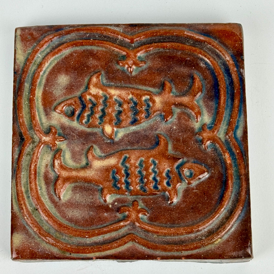 1984 Vintage Mercer Moravian Tile "double Fish" 4" X 4" - Etsy