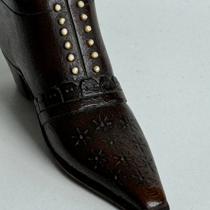 19th Century Antique English Victorian Wood Carved Shoe Snuff Box With ...