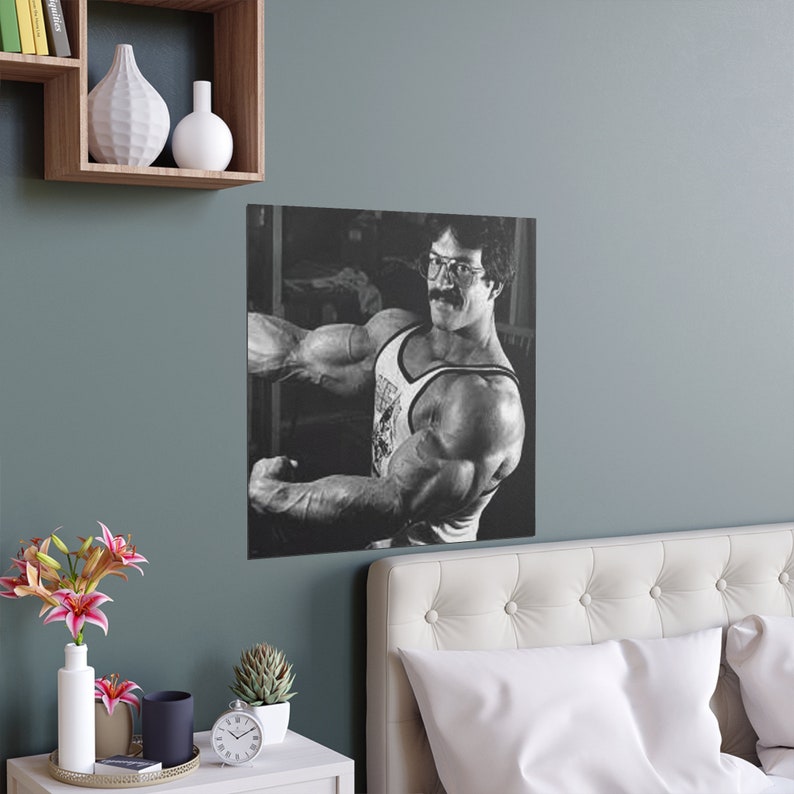 Mike Mentzer Black and White Bodybuilding Poster | the Golden Era ...