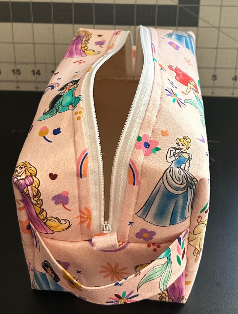 Disney Princess Large Travel Pouch & Makeup Bag | 9" Enchanted Cosmetic ...