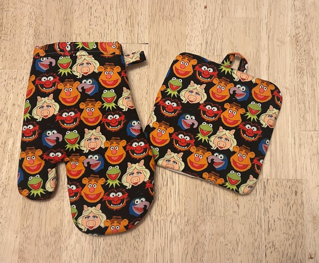 Handmade Muppets Oven Mitt and Pot Holder Set – Kitchen Decor - Etsy